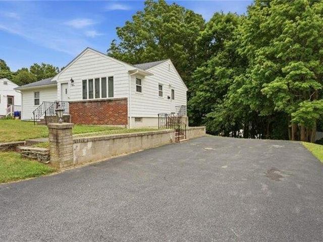 house with 3 bedroom, Providence RI DS104266162