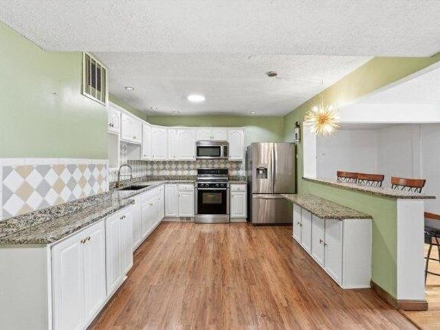house with 3 bedroom, Providence RI DS104477714