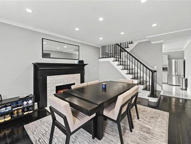 house with 3 bedroom, Providence RI DS102559630