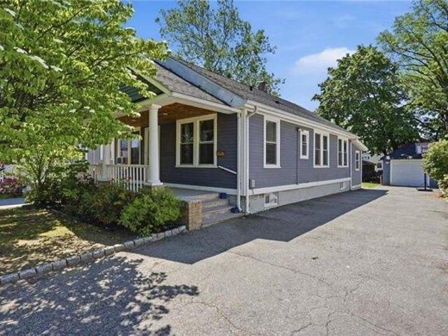 house with 3 bedroom, Providence RI DS103159774
