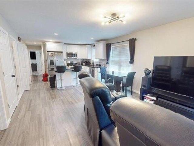 house with 3 bedroom, Providence RI ES104331305