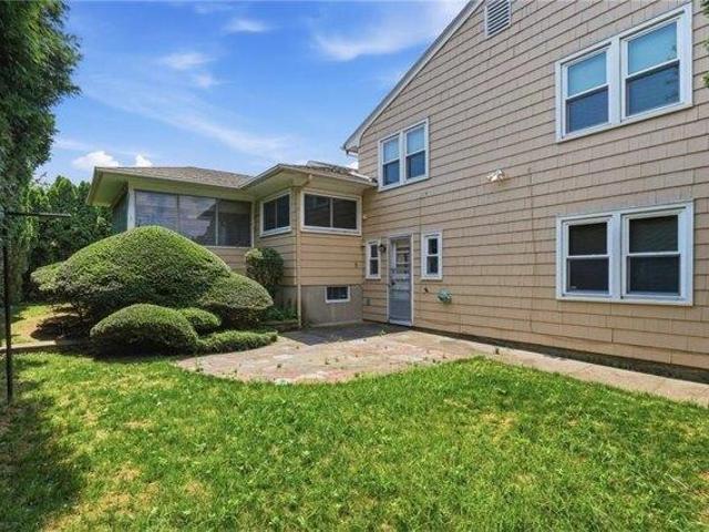 house with 3 bedroom, Providence RI ES104757672