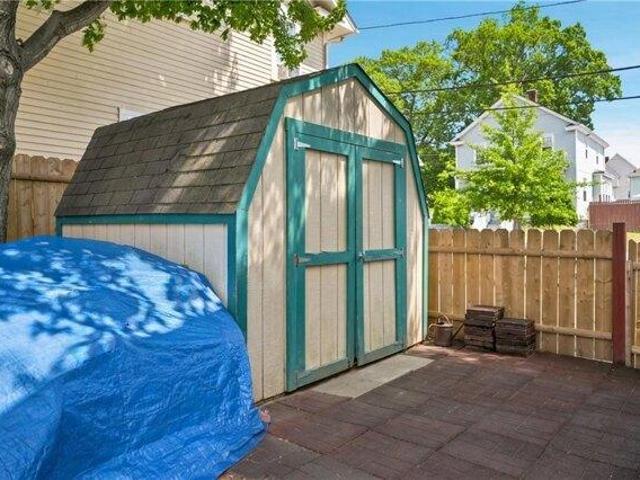 house with 3 bedroom, Providence RI ES104848733