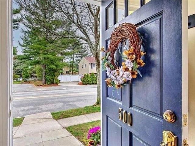 house with 3 bedroom, Providence RI ES104851342