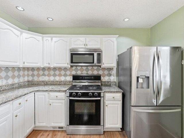 house with 3 bedroom, Providence RI ES105080450