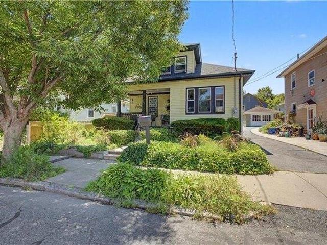 house with 3 bedroom, Providence RI ES105081122