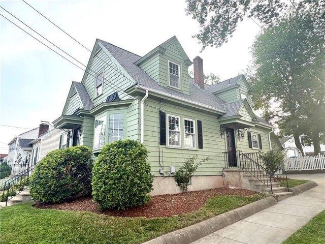 house with 3 bedroom, Providence RI ES105113081