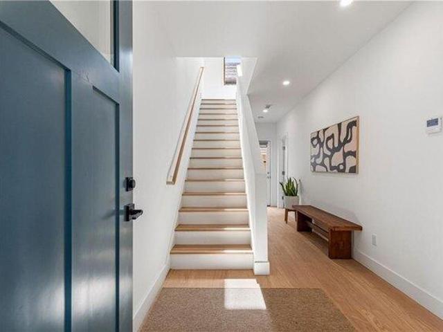 house with 3 bedroom, Providence RI ES105173674