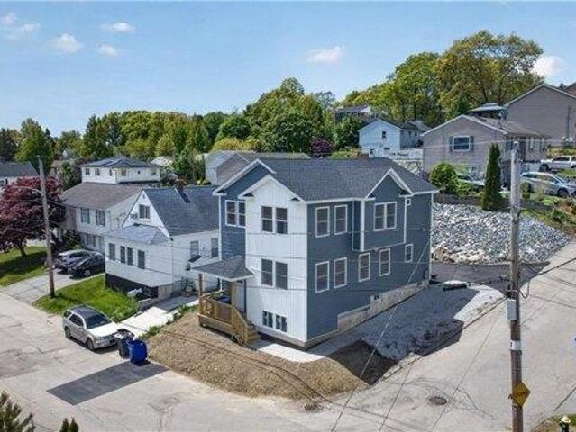 house with 3 bedroom, Providence RI ES103127911