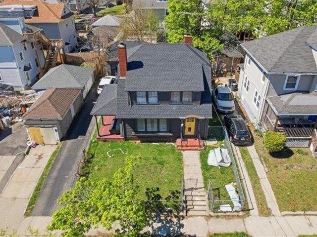 house with 3 bedroom, Providence RI ES103187545