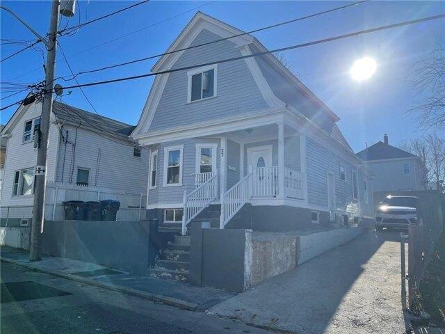 house with 3 bedroom, Providence RI ES103665445