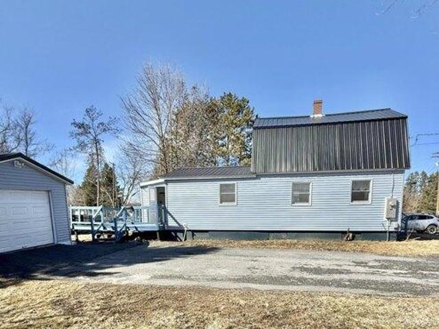 house with 3 bedroom, Presque Isle ME ES103498017