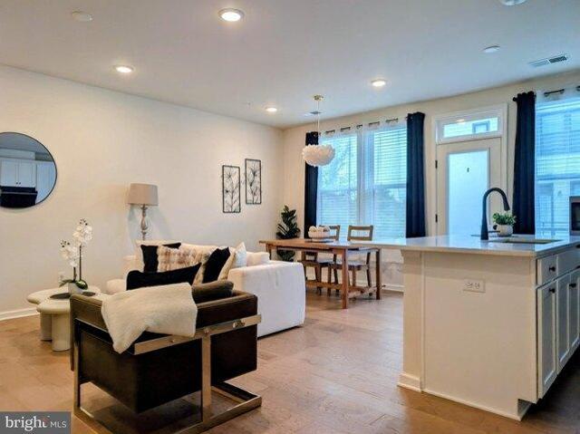 house with 3 bedroom, Princeton Junction NJ ES105206057
