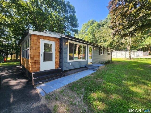 house with 3 bedroom, Putnam CT ES105113642