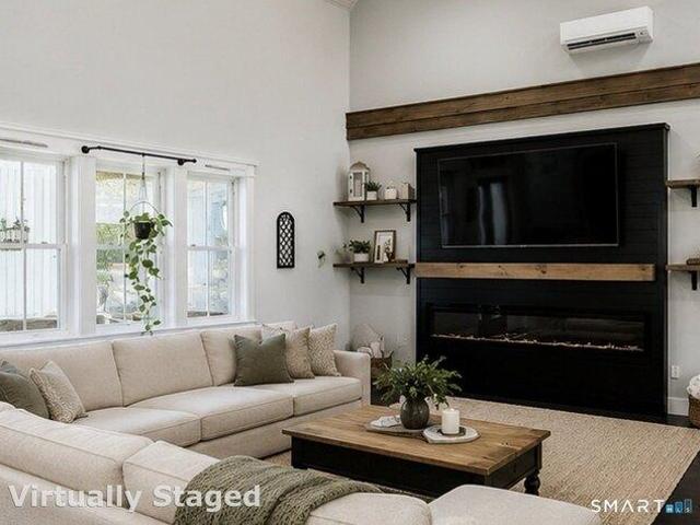 house with 3 bedroom, Putnam CT ES105160381