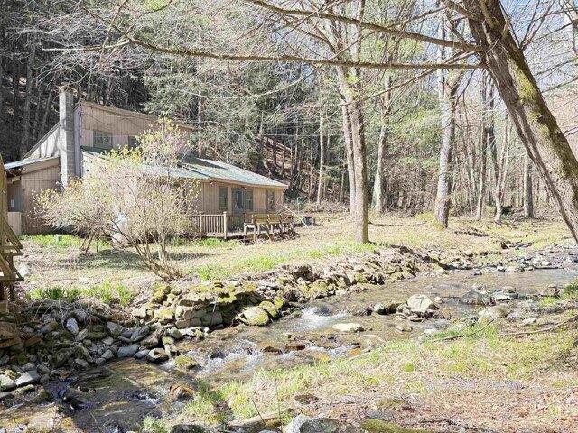 house with 3 bedroom, Putney VT DLS102729288