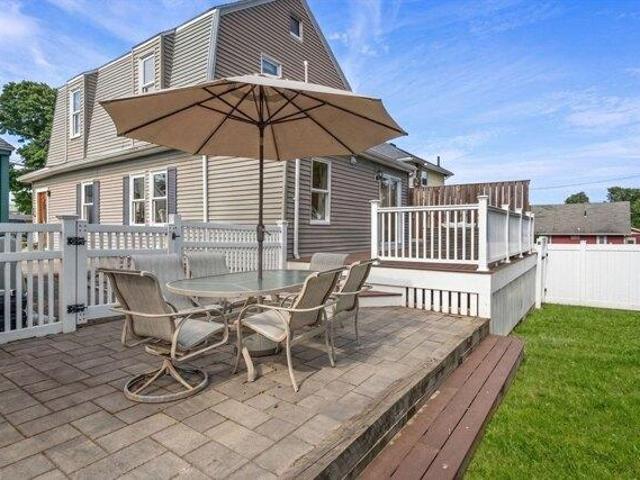 house with 3 bedroom, Quincy MA ES103442550