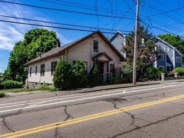 house with 3 bedroom, Quincy MA ES103442145