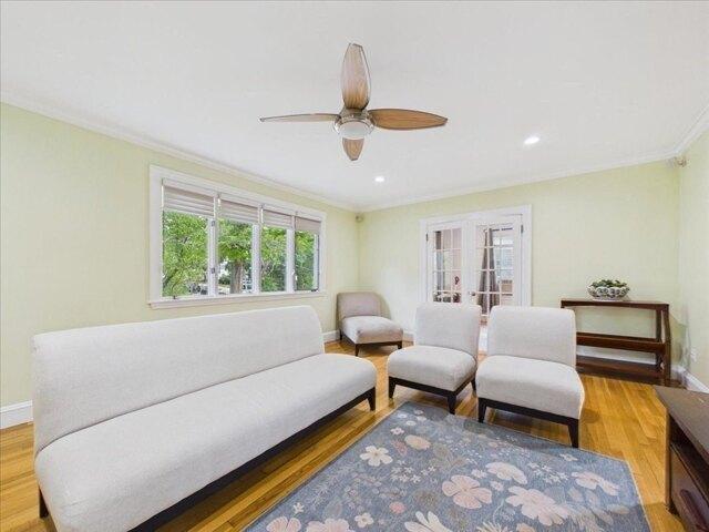 house with 3 bedroom, Quincy MA ES103125085
