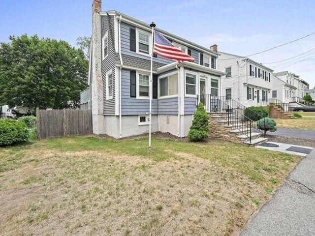 house with 3 bedroom, Quincy MA ES104848927