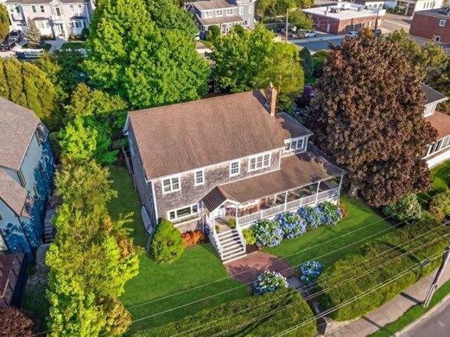 house with 3 bedroom, Quincy MA ES105058811