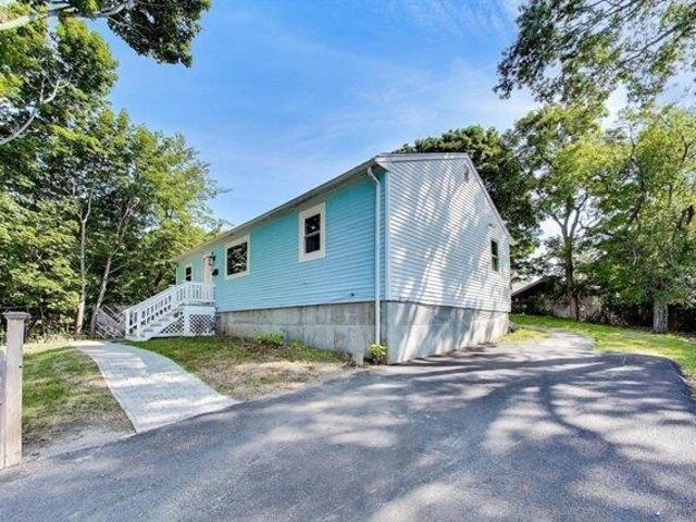 house with 3 bedroom, Quincy MA ES105059988