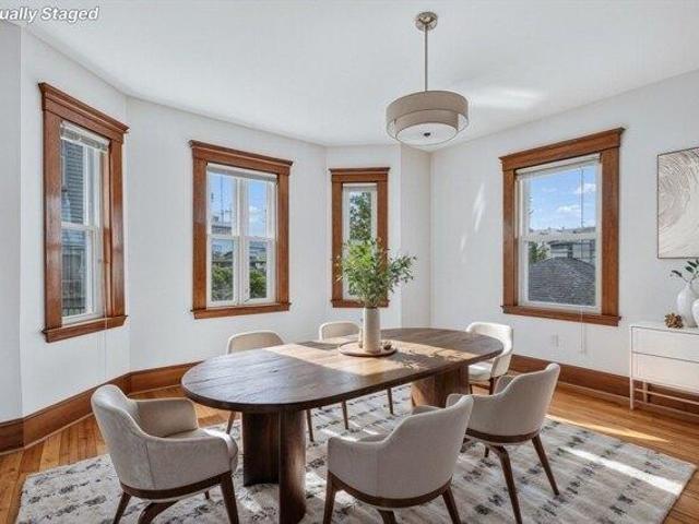 house with 3 bedroom, Quincy MA ES105059015