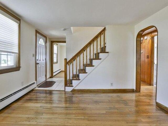 house with 3 bedroom, Quincy MA ES105240794