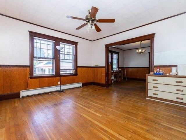 house with 3 bedroom, Quincy MA ES105258665