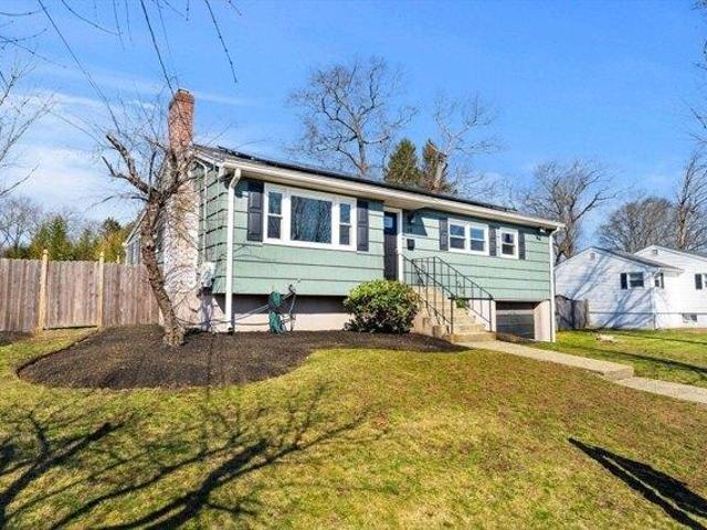 house with 3 bedroom, Randolph MA DLS102559142