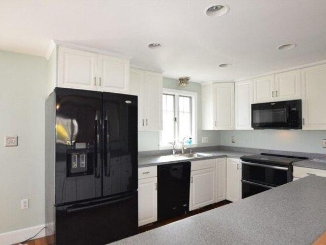 house with 3 bedroom, Randolph MA DS102960524