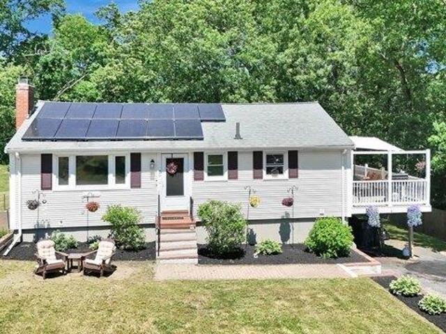 house with 3 bedroom, Randolph MA DS104152091