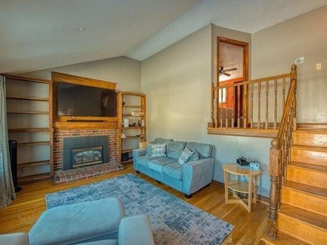 house with 3 bedroom, Randolph MA ES102959281