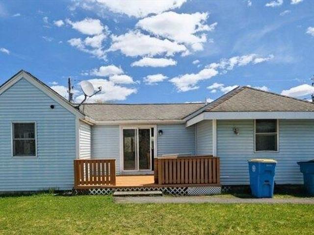 house with 3 bedroom, Randolph MA ES103809125