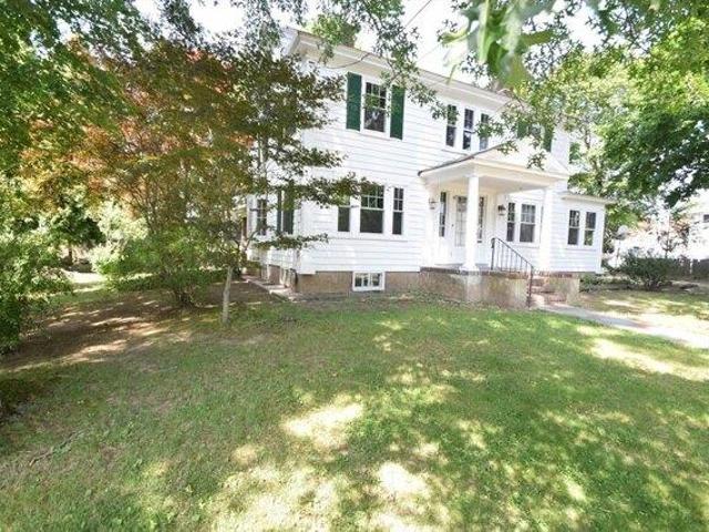 house with 3 bedroom, Randolph MA ES104720959