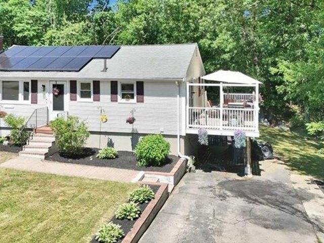 house with 3 bedroom, Randolph MA ES104721116