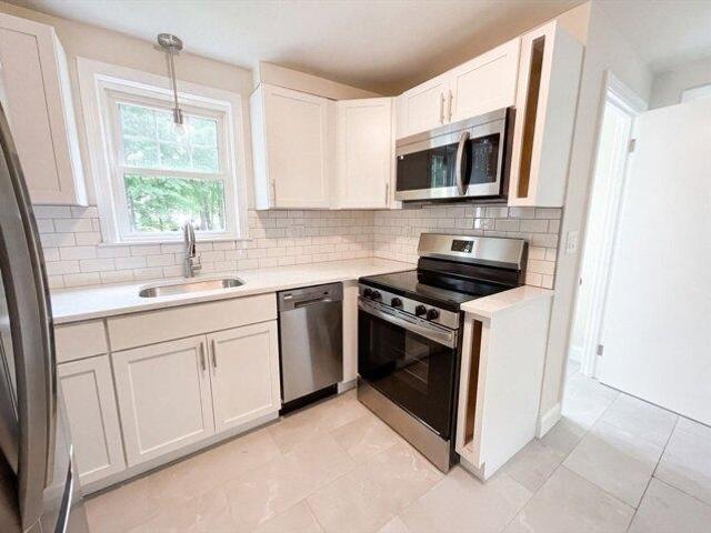 house with 3 bedroom, Randolph MA ES105093142