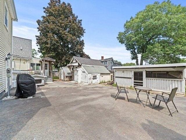 house with 3 bedroom, Randolph MA ES105157138