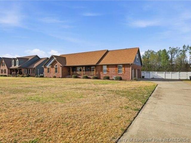 house with 3 bedroom, Raeford NC ES104908385