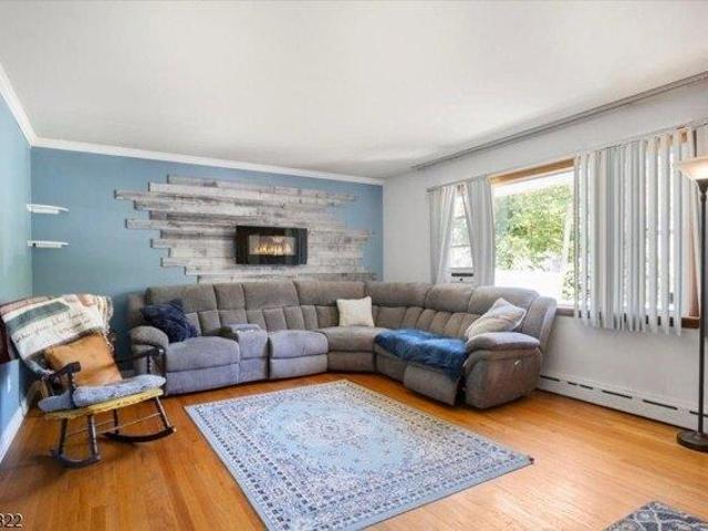 house with 3 bedroom, Rahway NJ ES104329152
