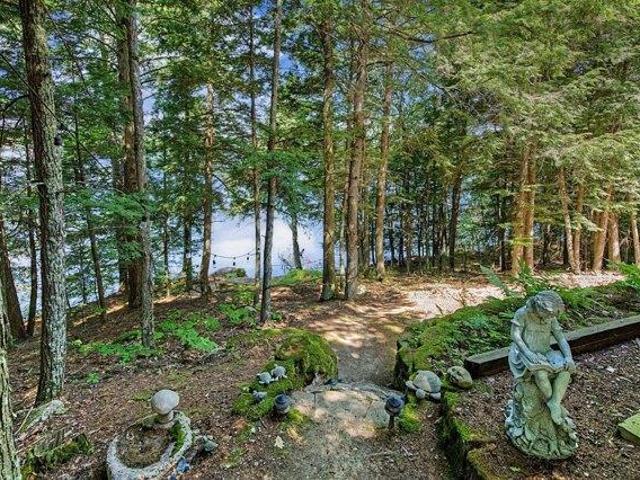 house with 3 bedroom, Raymond ME ES105206459