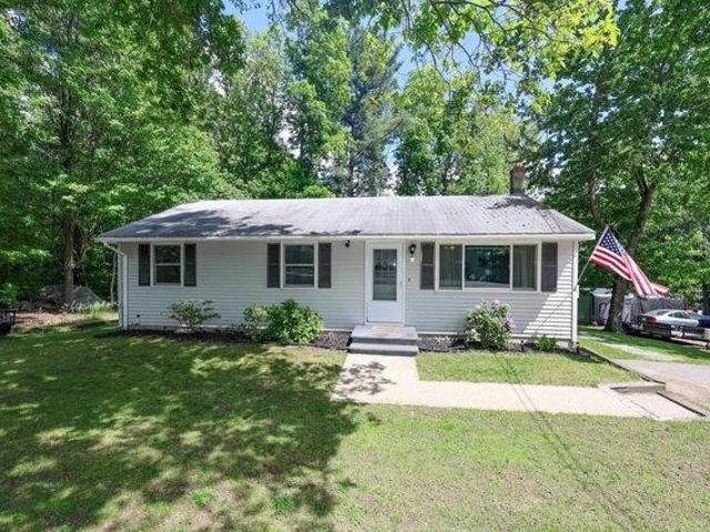 house with 3 bedroom, Raymond NH DS104265140