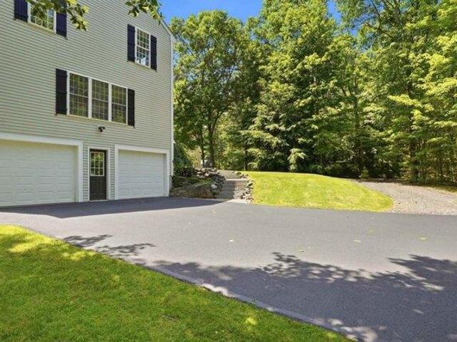 house with 3 bedroom, Raymond NH DS104295715