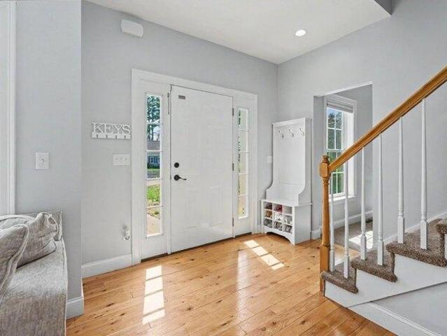 house with 3 bedroom, Raymond NH ES105126666