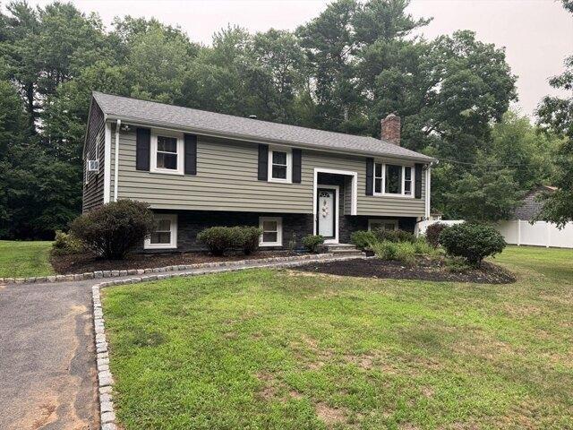 house with 3 bedroom, Raynham MA DS104295861