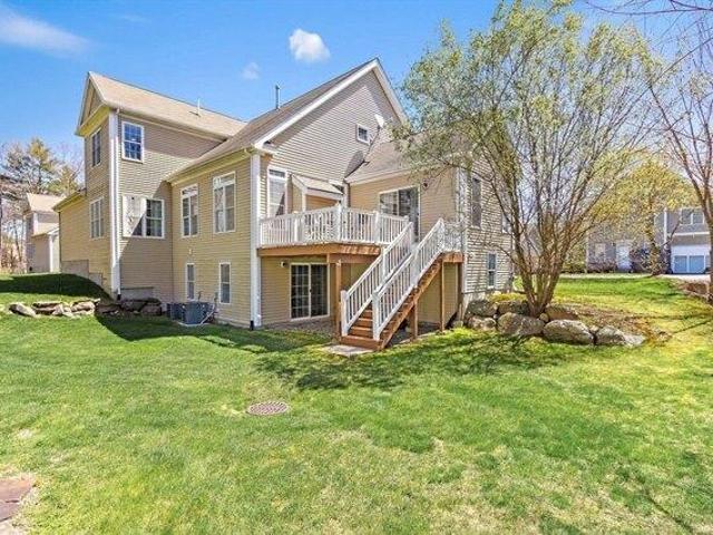 house with 3 bedroom, Raynham MA ES103097490