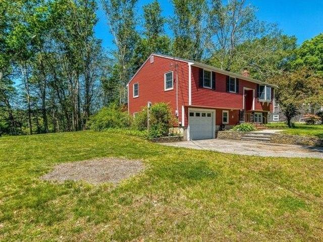 house with 3 bedroom, Raynham MA ES103431184