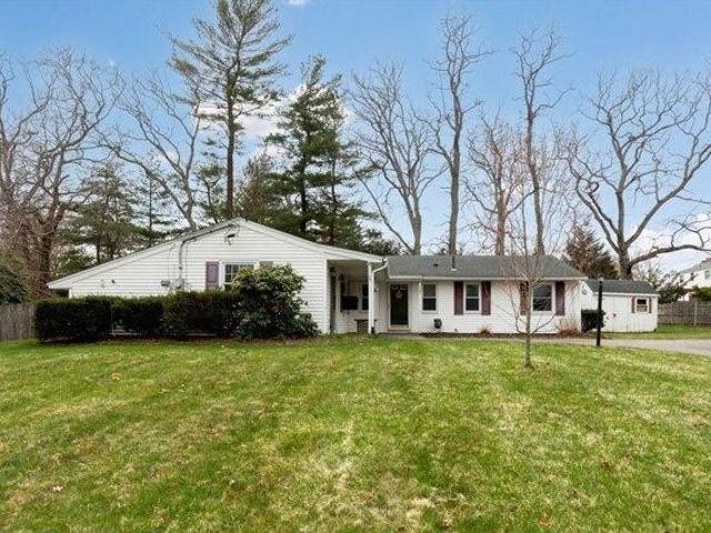 house with 3 bedroom, Raynham MA ES103494482