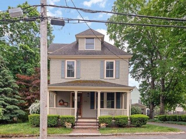 house with 3 bedroom, Reading MA DLS103037562