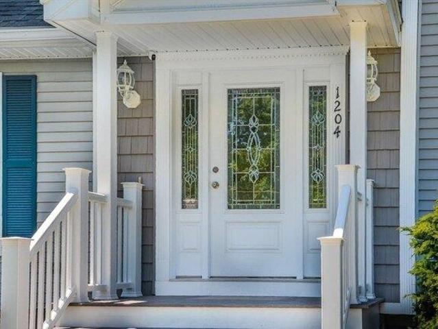 house with 3 bedroom, Reading MA DS104352901